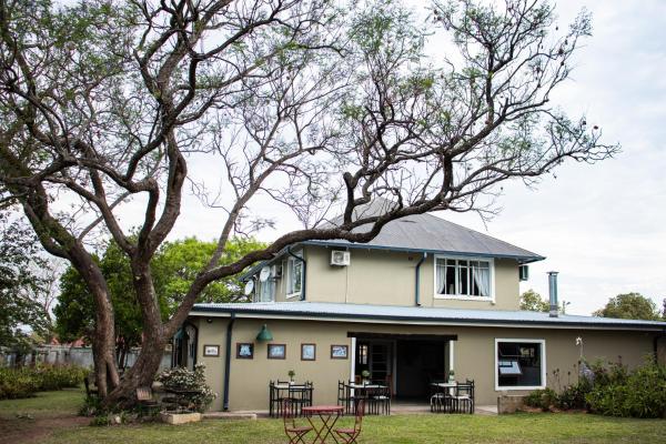 Colenso Lodge B&b - Colenso