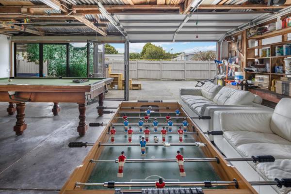 The Ultimate Beach House - One Tree Point