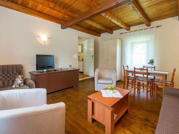 Holiday Home In Mali Turini 36021 - Labin