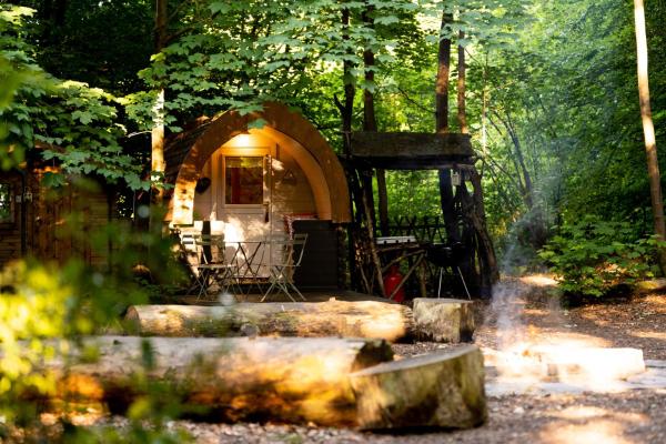 Hollington Park Glamping - Berkshire