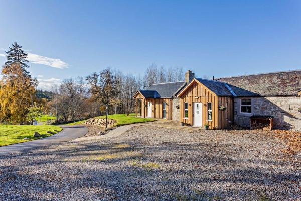 Glenmore Lodge - Grantown-on-Spey