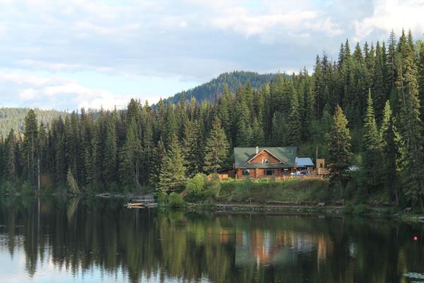 Lac Des Roches Resort