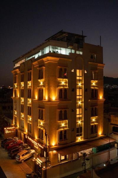 Raghunandan Palace - A Premier Boutique Stay, City Center & 500 Meters From City Railway Station - Udaipur