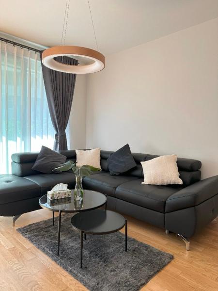 Apartment With Garage & Terrace - Prag