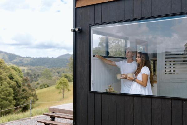 Brand New Tranquil Tiny Home On 60 Acres Near Kennilworth Feed Friendly Cows, Spectacular Views - Kenilworth