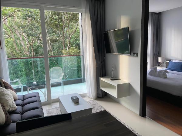 Emerald Terrace Condo 10-family One Bed & Sofa Bed Garden View - Pa Tong