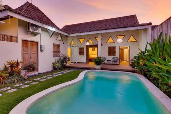 Villa Genta - Cemagi Near Pererenan Beach - Tabanan