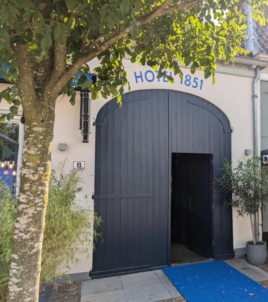 1851 Bar - Hotel - Cinema - Tiel