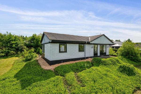 Older House Close To Fjellerup Beach - Denmark