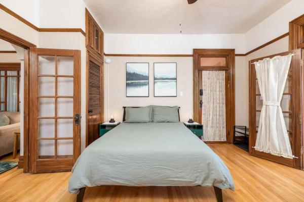 Craftsman Cabin - Historic Dtwn Avenues Apartment - Salt Lake City, UT