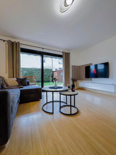 Kms Homes - Garden - Netflix - Modern - Günzburg