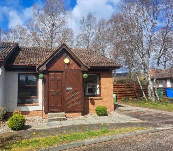 Steam Train Cottage - Aviemore