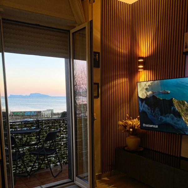 Odemar Apartment - Procida