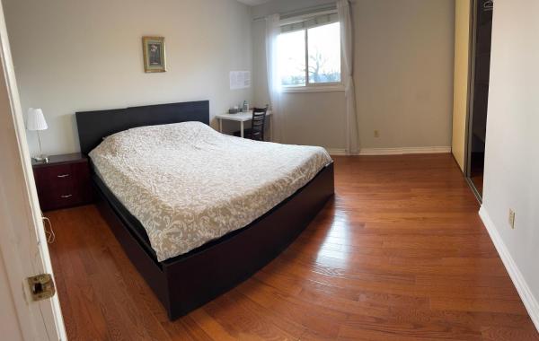 201 Large Private Bedroom On Second Floor - Toronto