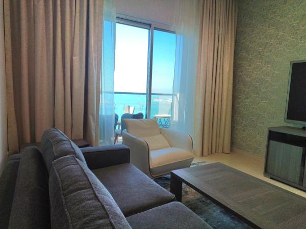 Delux Azure Full Seaview & Louvre Museum 1 Bedroom Apartment - Abu Dhabi