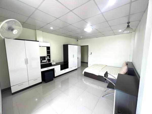 Jaroon House - Lat Krabang