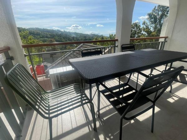 Villa With Mountain View - Bandung