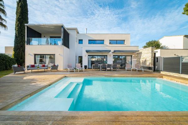 Villa Azurea - Aux Portes De Montpellier - 10 Personnes - Castelnau-le-Lez