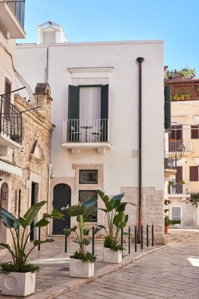 Dimora Storica A Trani Con Terrazzo Jacuzzi X Dimora Storica A Trani Con Terrazzo E Jacuzzi Con 6 Posti Letto E Aria Condizionata - Trani