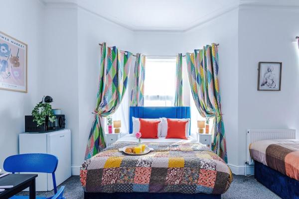 Jephsons Lodge Studio 8 - Free Parking, Netflix, Prime & Disney - Royal Leamington Spa