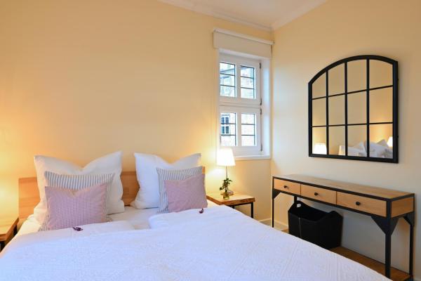 Gräfin Amalia - Elegantes Apartment In Der Historischen Hinterburg In Schlitz, 2 Schlafzimmer, Mit Garten, Nahe Fulda Und Bad Hersfeld - Bad Salzschlirf