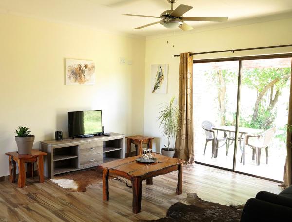 Lodge Huge Dassie - Bela-Bela