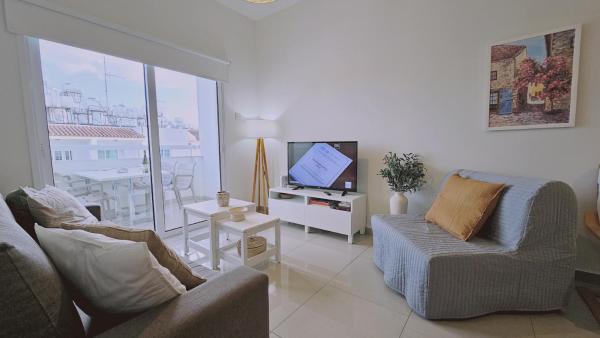 Stay Amphora Apartment - Larnaca