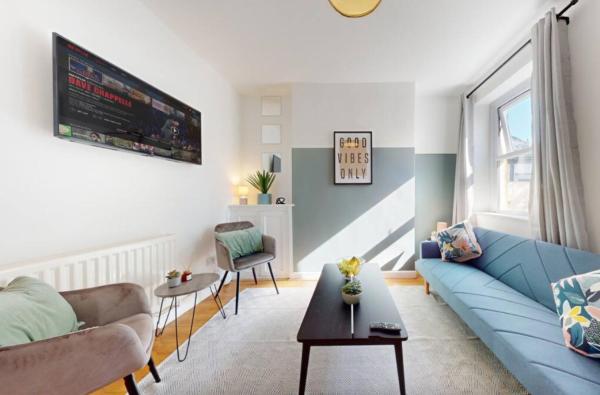 Cardiff City Two Bedroom Home - Cardiff