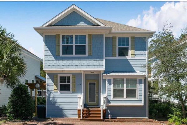Beautiful 4 Bedroom Near Rosemary Beach! - Rosemary Beach, FL