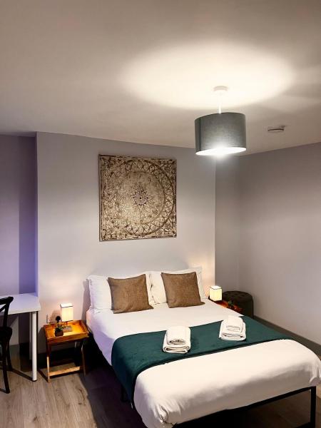 Wolf's Pub & Guest House - Ilford