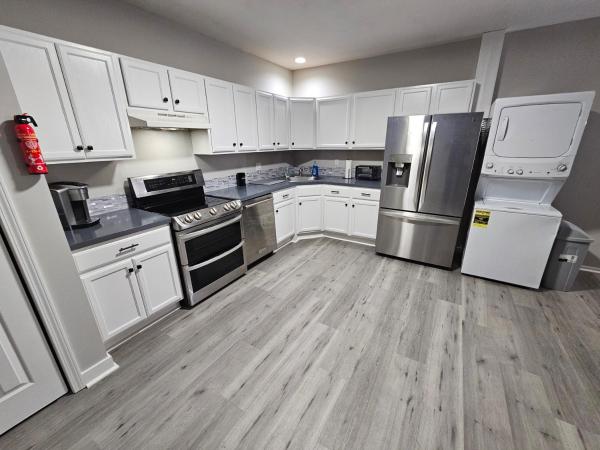 Private Apt In Southfordsouthbury - Newtown, CT