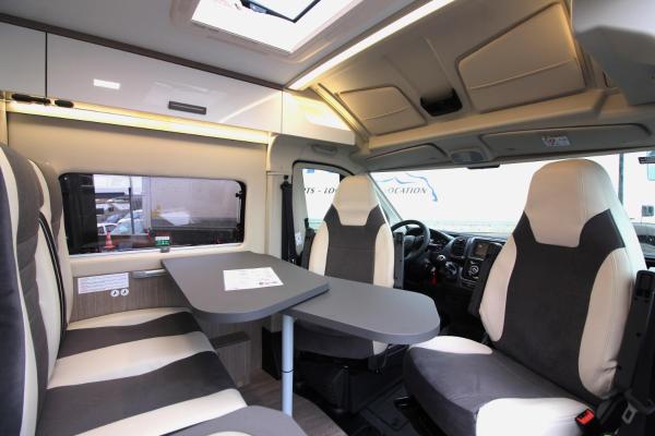 Camyloc Location Van Fourgon Aménagé Camping Car - Saint-Pierre