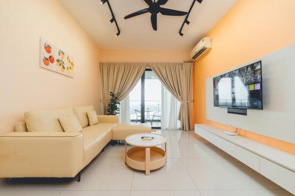 Danga Bay Pastel Hideout 3br 7pax Balcony View By Our Stay - Bukit Batok