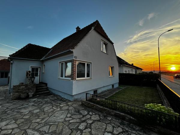 Gemütliches Einfamilienhaus Mit Garten - Austria