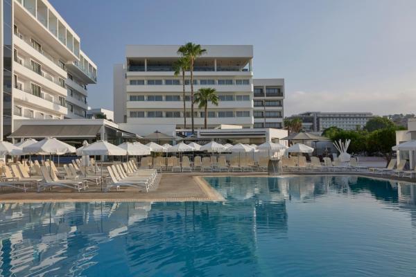 Atlantica Sancta Napa Resort - Айя Напа