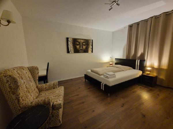 Gemütliches Privatzimmer Mit Französischem Doppelbett An Der Universitätsklinik Mainz - Mainz
