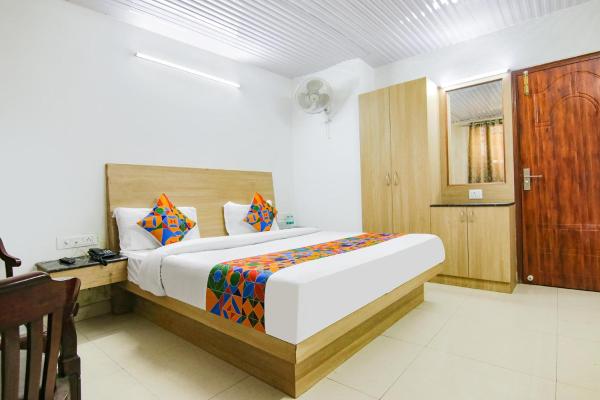 Fabexpress Kalsia Homestay - Nr Radha Krishna Mandir - Mussoorie