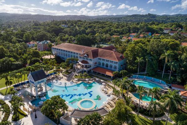 Sandals Ochi Beach All Inclusive Resort - Couples Only - Ocho Rios