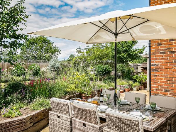 The Cherry Tree - Lincolnshire