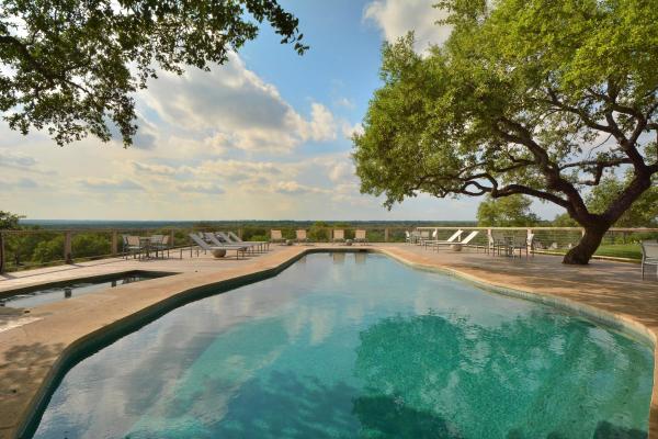 Sage Hill Inn & Spa - Kyle, TX