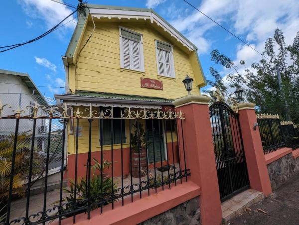 Maison Confortable à Fort-de-france Avec Espace Extérieur - Martinique