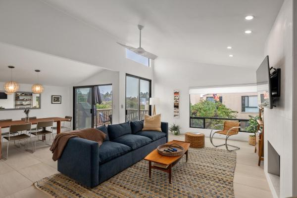 Hacienda Palms - Sur168 - Del Mar, CA