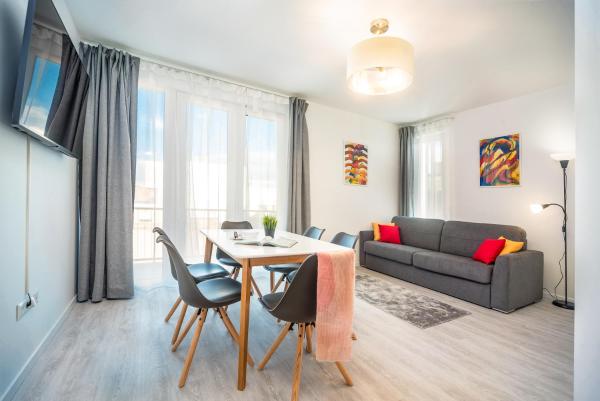Sunlit Heaven 2-bdr Apartments - Budapest