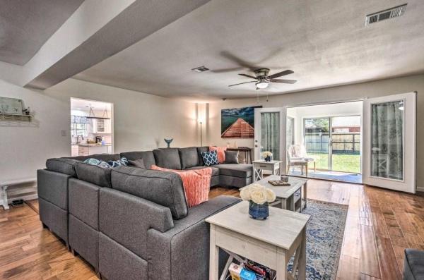 Silvia's Serenity Beach Home With New Salt Water Pool - United States