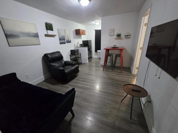 Cozy Place Near Design District - 3 - Miami