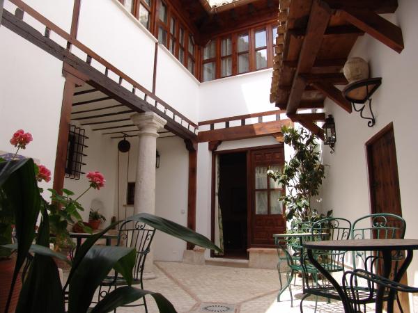 Apartamentos La Columna - Colmenar de Oreja