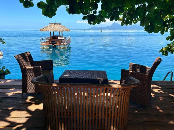 Moana Waterfront Bungalow - Tahiti