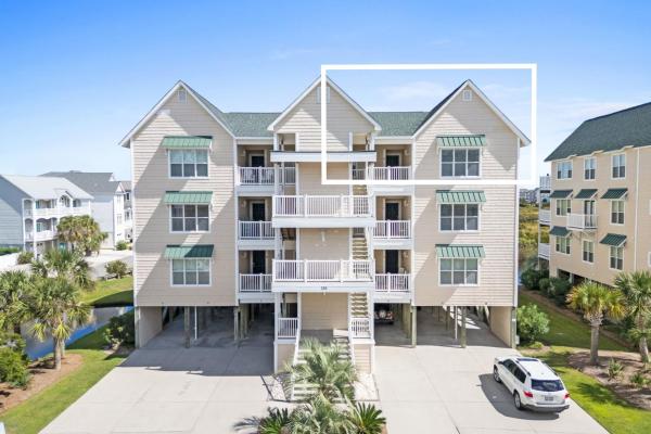 4 Bedroom 4 Bathroom Top Floor, Community Pool, Tennis And Elevator - Ocean Isle Beach, NC
