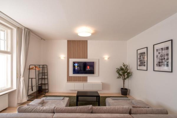 Evostay - Großes Apartment In Zentraler Lage Berlin - Teltow