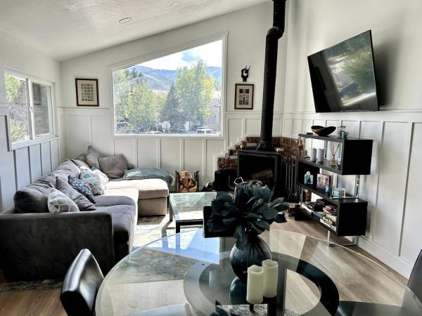 Spacious 4br Mountain View 5 Min To Pc Resort - Park City, UT